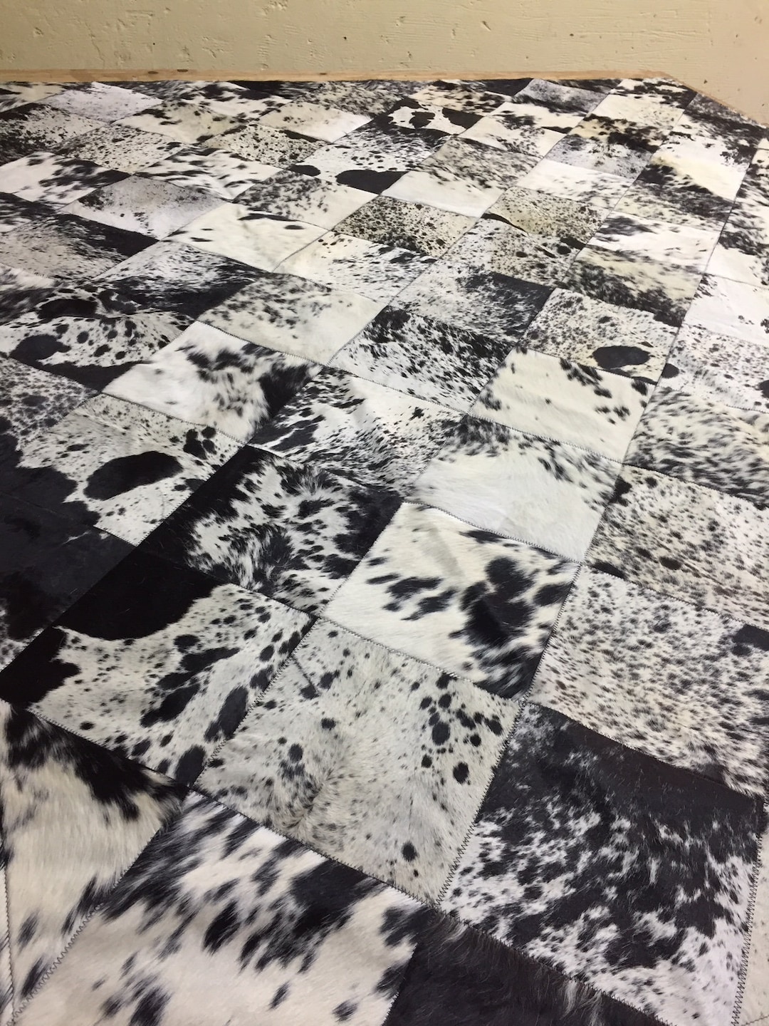 Cowhide Patchwork Rug *patchwork Cowhide Rug - Free Shipping - Squares ...