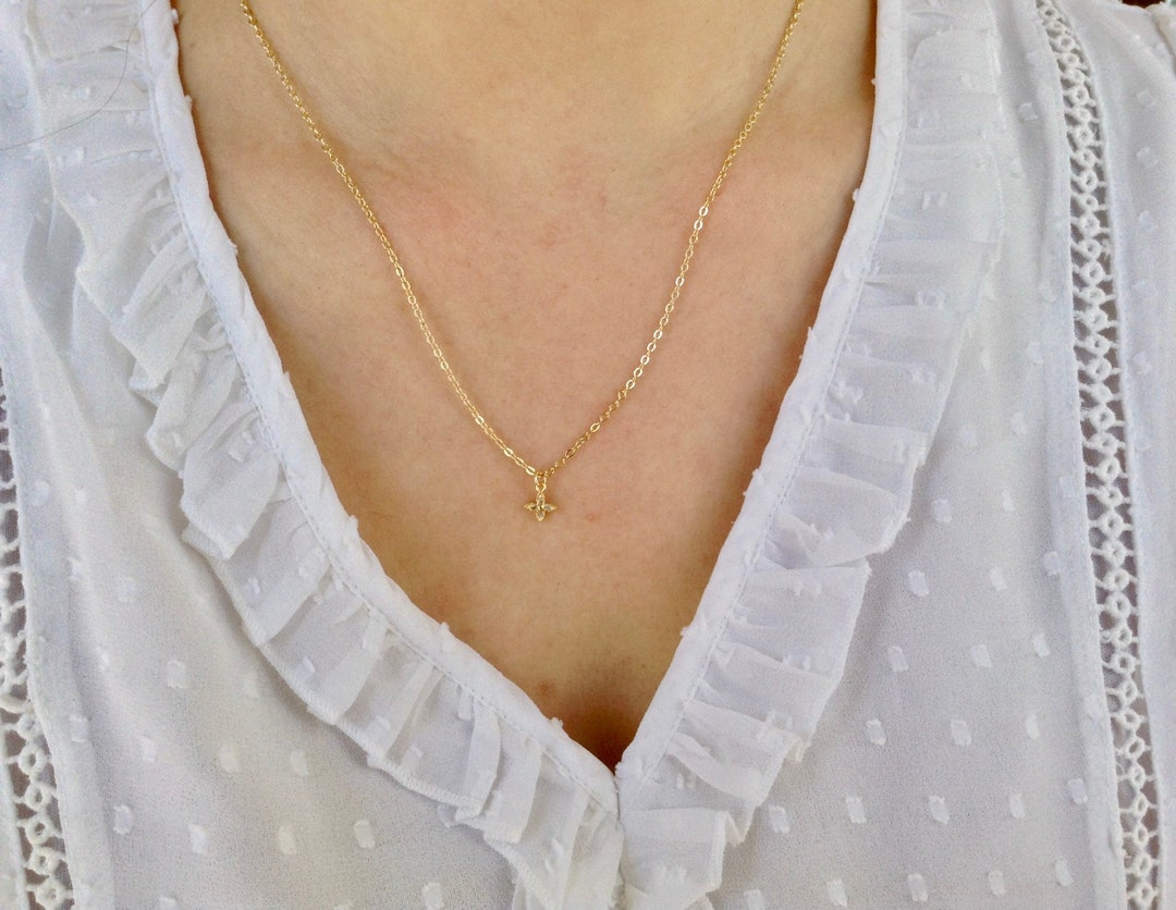 Tiny Gold Flower Necklace, Flower Necklace, Simple Gold Necklace ...
