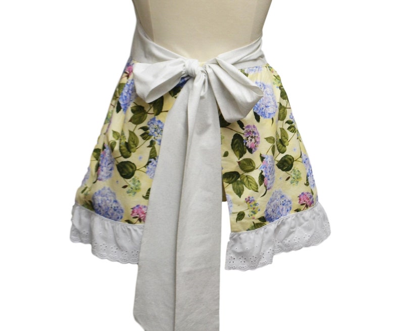 Petite Plus XP-2XP Blue Hydrangeas Apron With White Crystalline Bodice ...