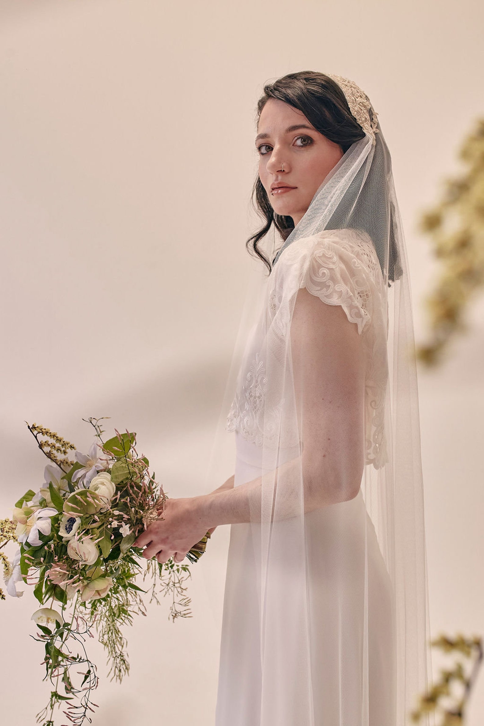 ARCADIA VINTAGE VEIL Juliette Cap Veil Champagne Veil - Etsy