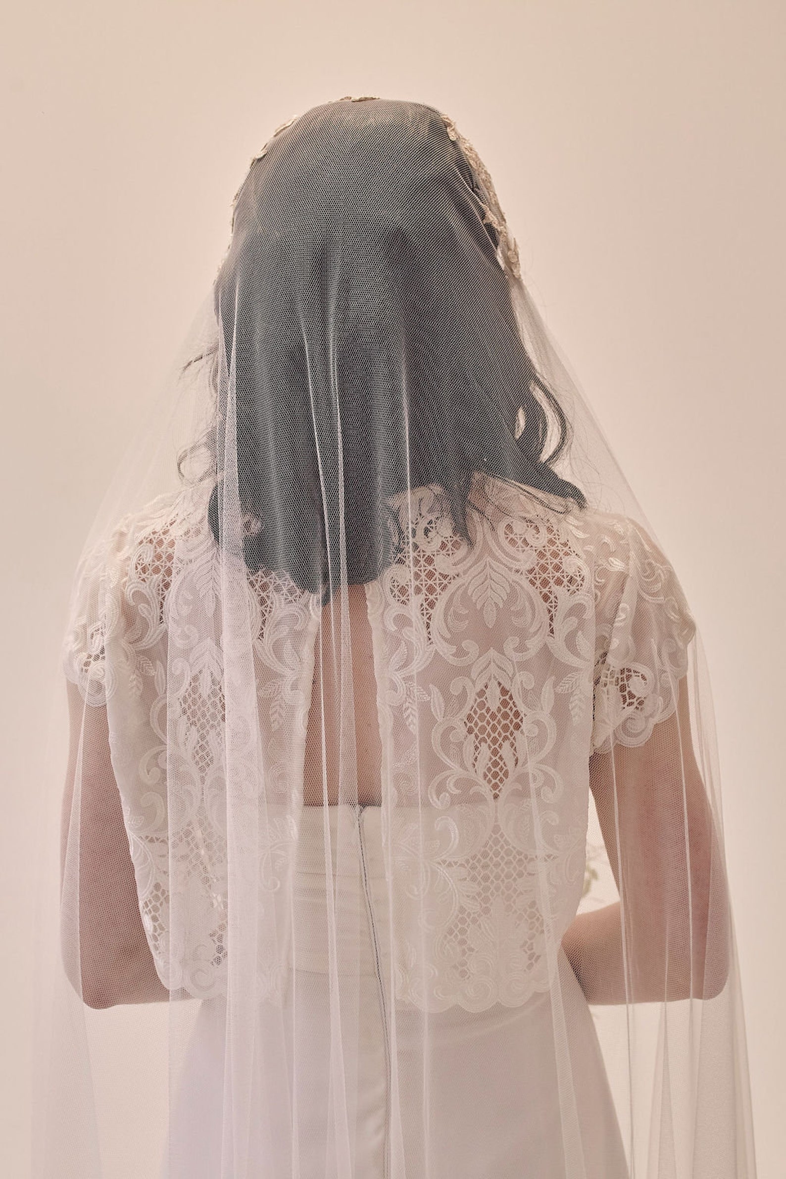 ARCADIA VINTAGE VEIL Juliette Cap Veil Champagne Veil - Etsy