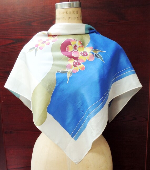 Vintage "Batik Asian Floral" Scarf: Retro Head Cover … - Gem
