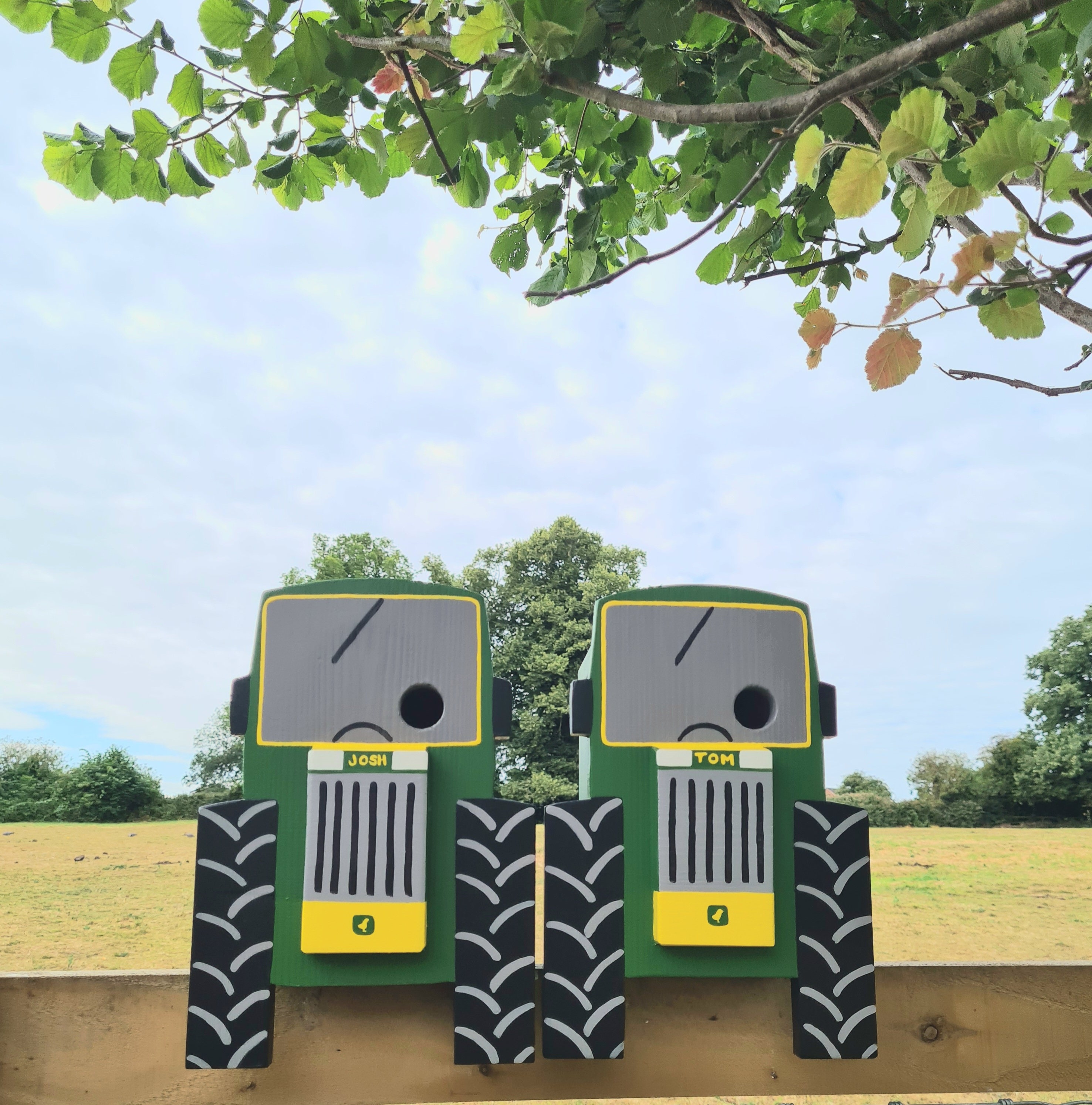 Personalised Bird House - Tractor Bird Box - Farm Vehicle - Farmer Gift ...