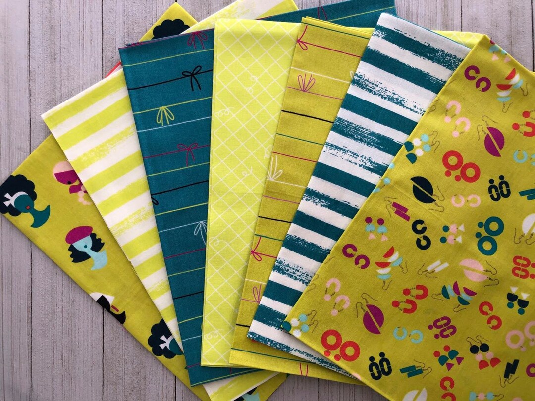 Adorn - Ruby Star Society for Moda Fabrics 7 Fat Quarter Bundle 18" X ...