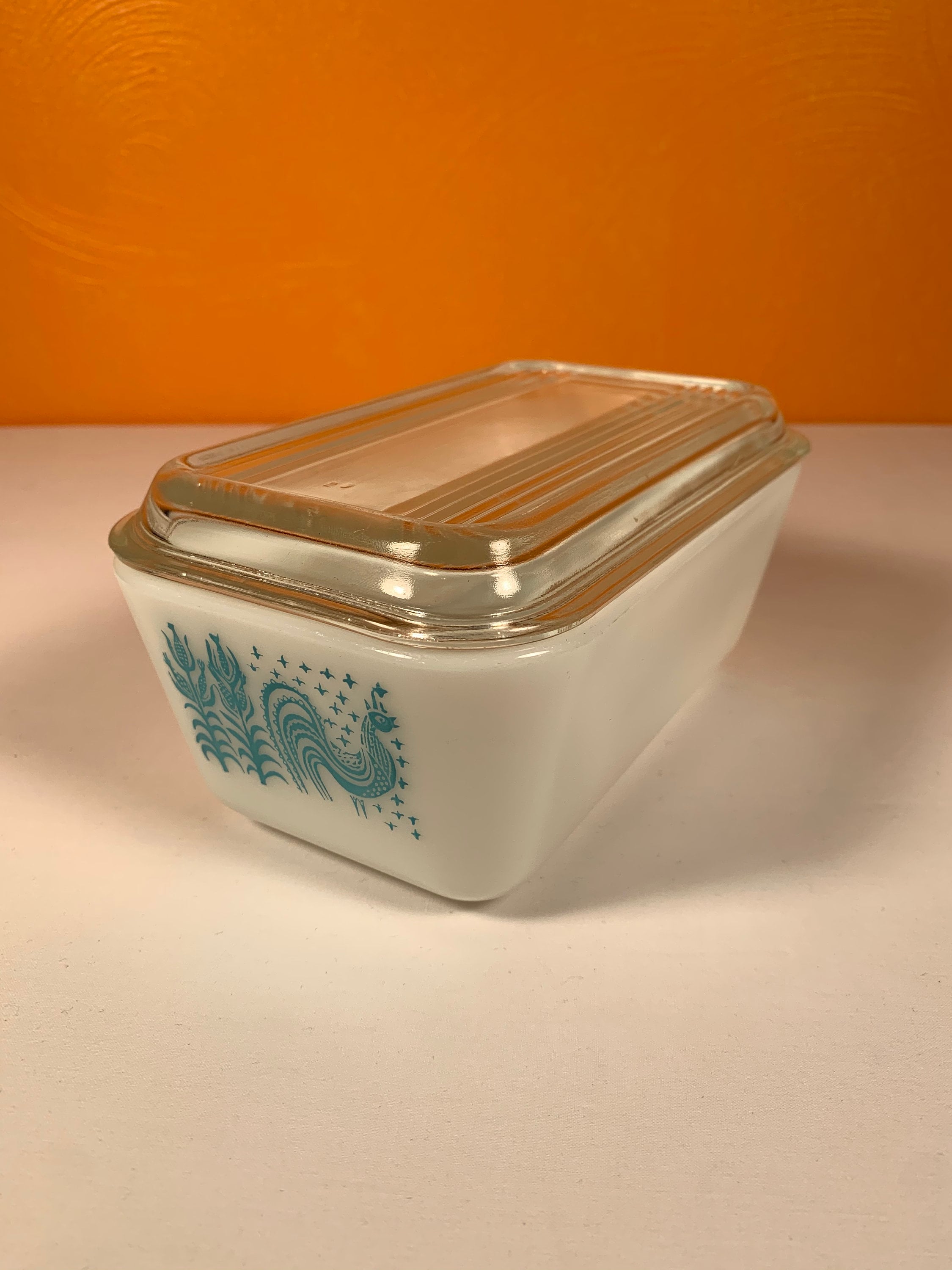 Pyrex Butterprint #502 Refrigerator / Baking Dish