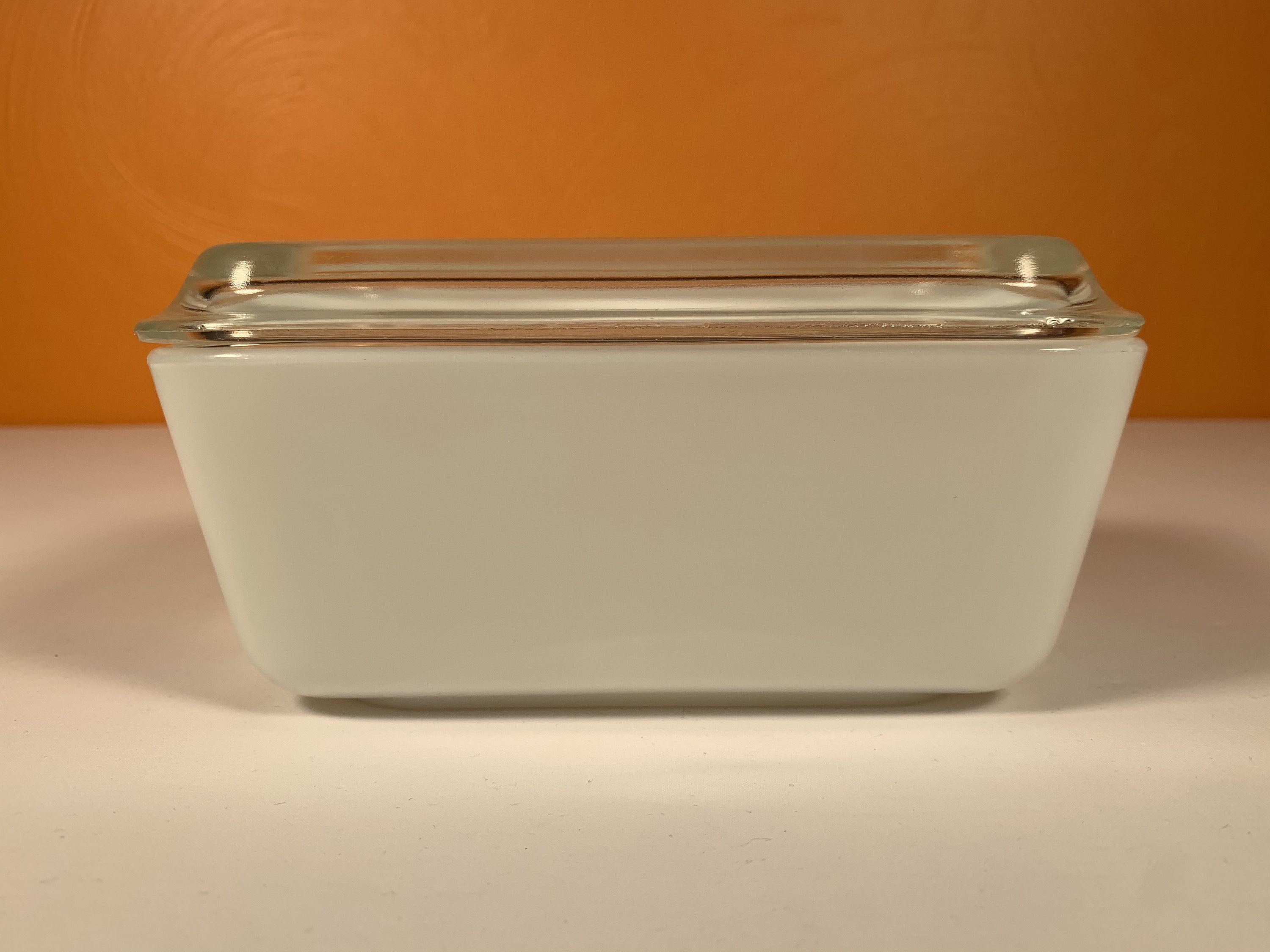 Pyrex Butterprint #502 Refrigerator / Baking Dish