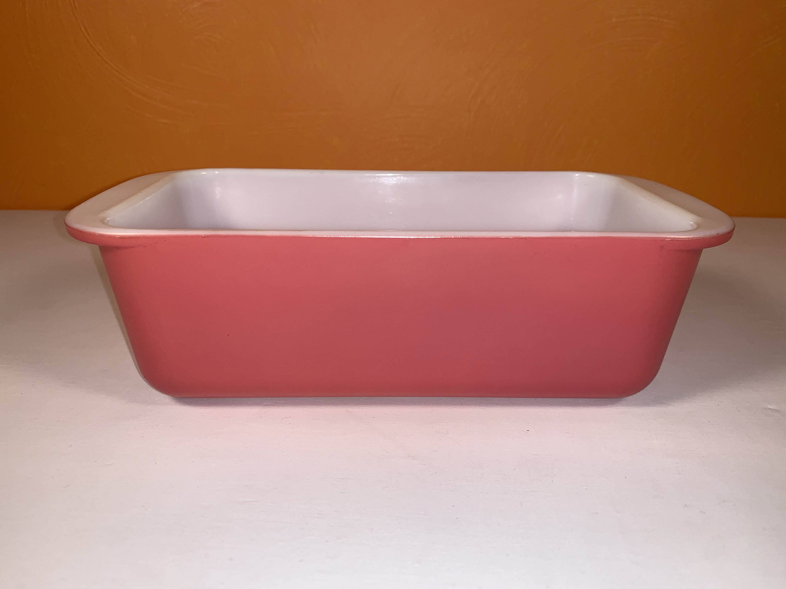 Pyrex Flamingo Pink #213 Loaf Pan