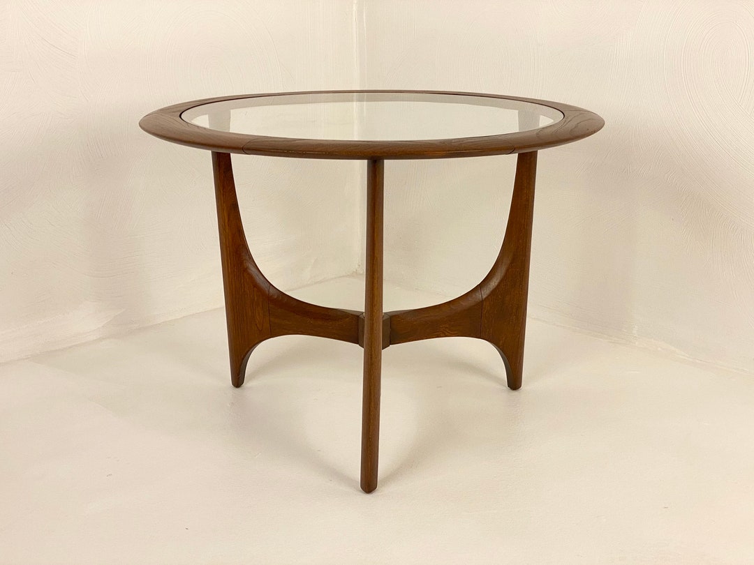 Lane Silhouette Round Walnut End Table Circa 1964 please - Etsy