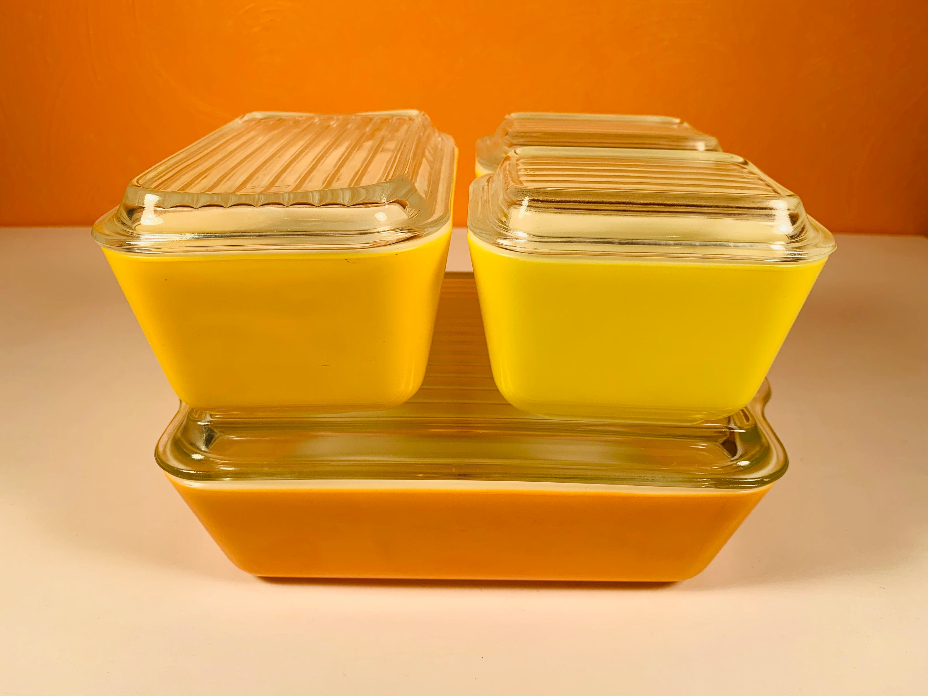 Pyrex Daisy Complete Refrigerator Dish Set