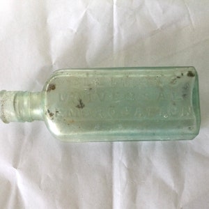 Old Vintage Antique Green Glass Bottle Ellimans Universal Embrocation ...