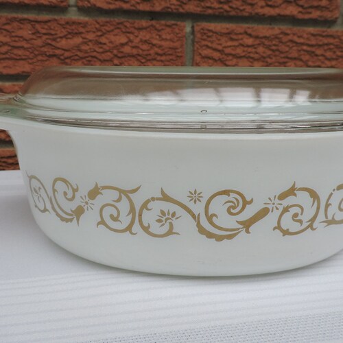 PYREX Empire Golden Scroll Casserole 1 1/2 Quart qt 043 Lid - Etsy