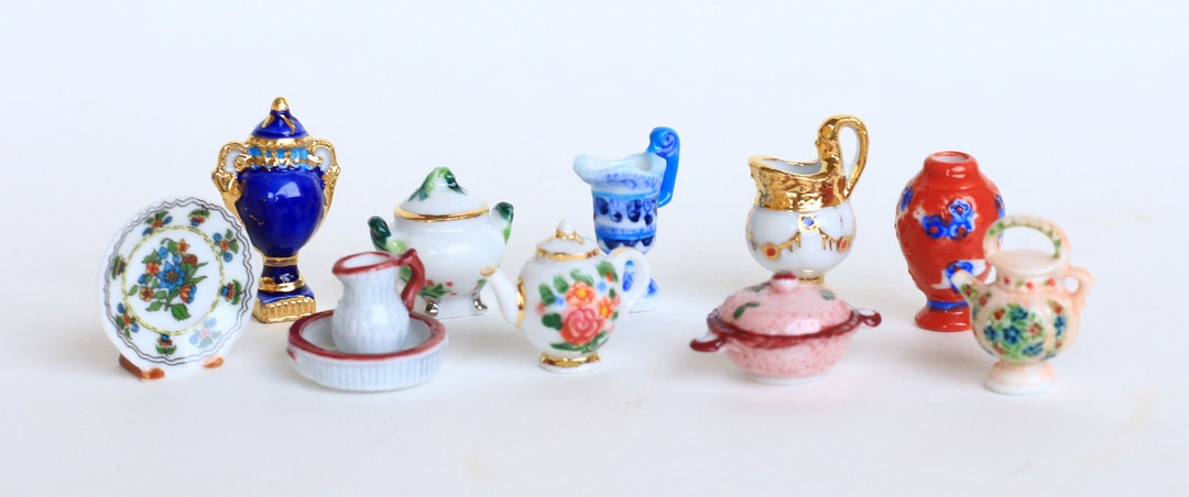 Royal Ceramics- Bean Fève- 10 Figurines- Hand Painted - Porcelain ...