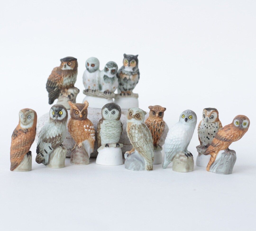 Serie "owls"- 12 Figurines- Hand Painted- Porcelain/ceramic Figurines ...
