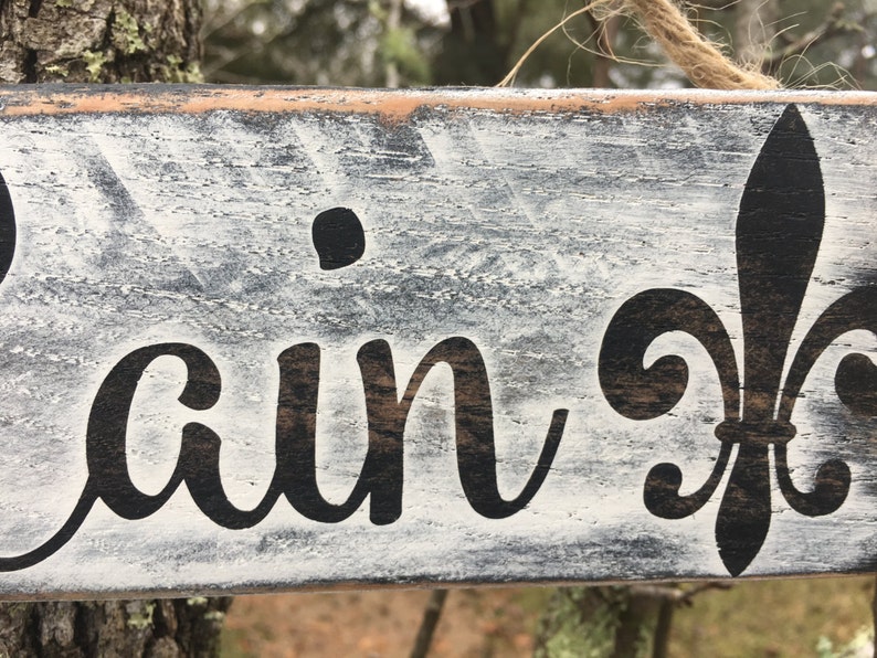 Family Name Wood Sign With Fleur De Lis - Etsy
