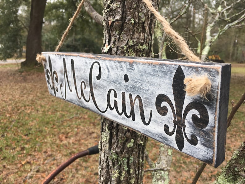 Family Name Wood Sign With Fleur De Lis - Etsy