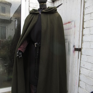 Aragorn Hooded Cloak Warm Wool Look With Leaf Brooch L-XL 57"long ...