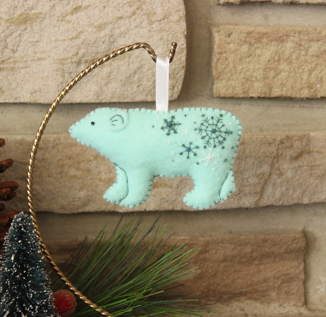 Snowflake Bears Heirloom Felt Ornaments - Etsy