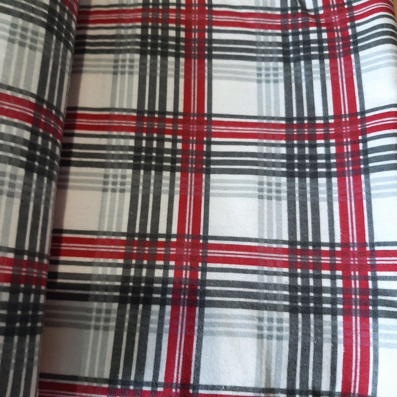 Kids Super Snuggle Flannel 2 Yard Package, Checkered, Zoo Print or Cats ...