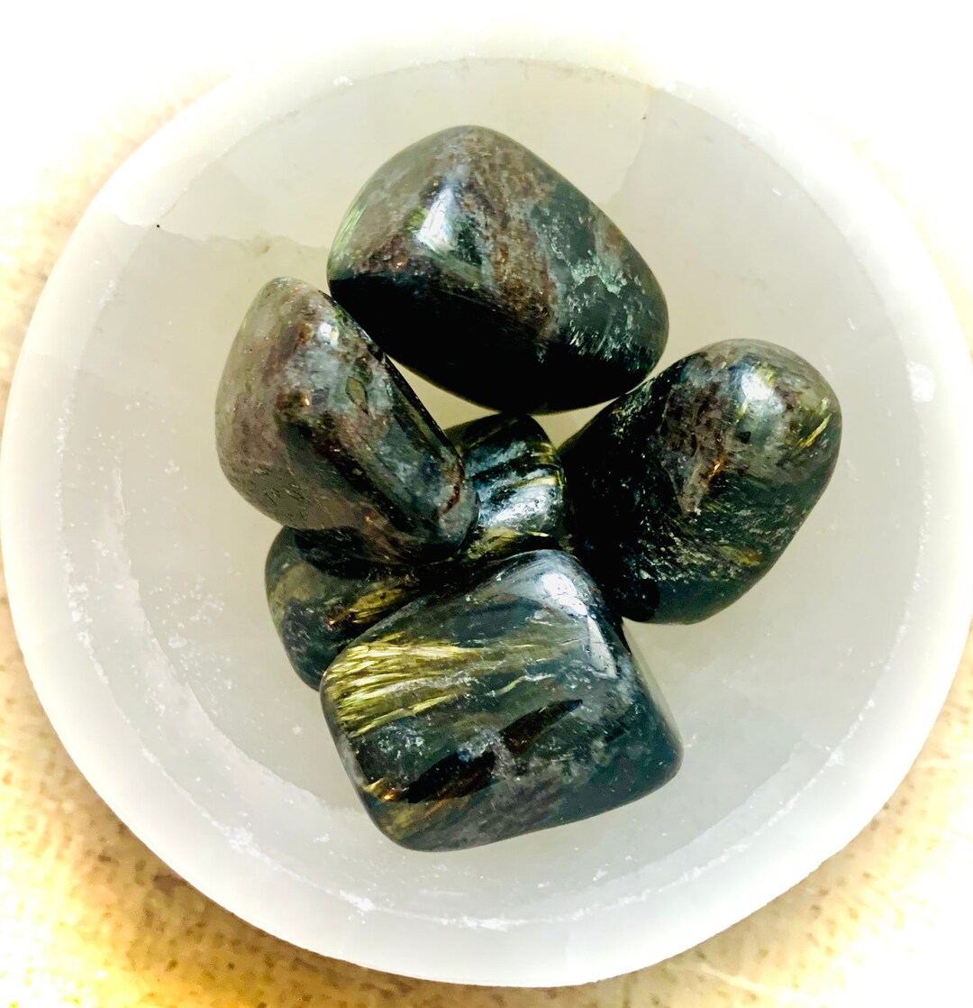 One Rare Tumbled ARFVEDSONITE Healing Stone Flashy Inclusion Crystal ...