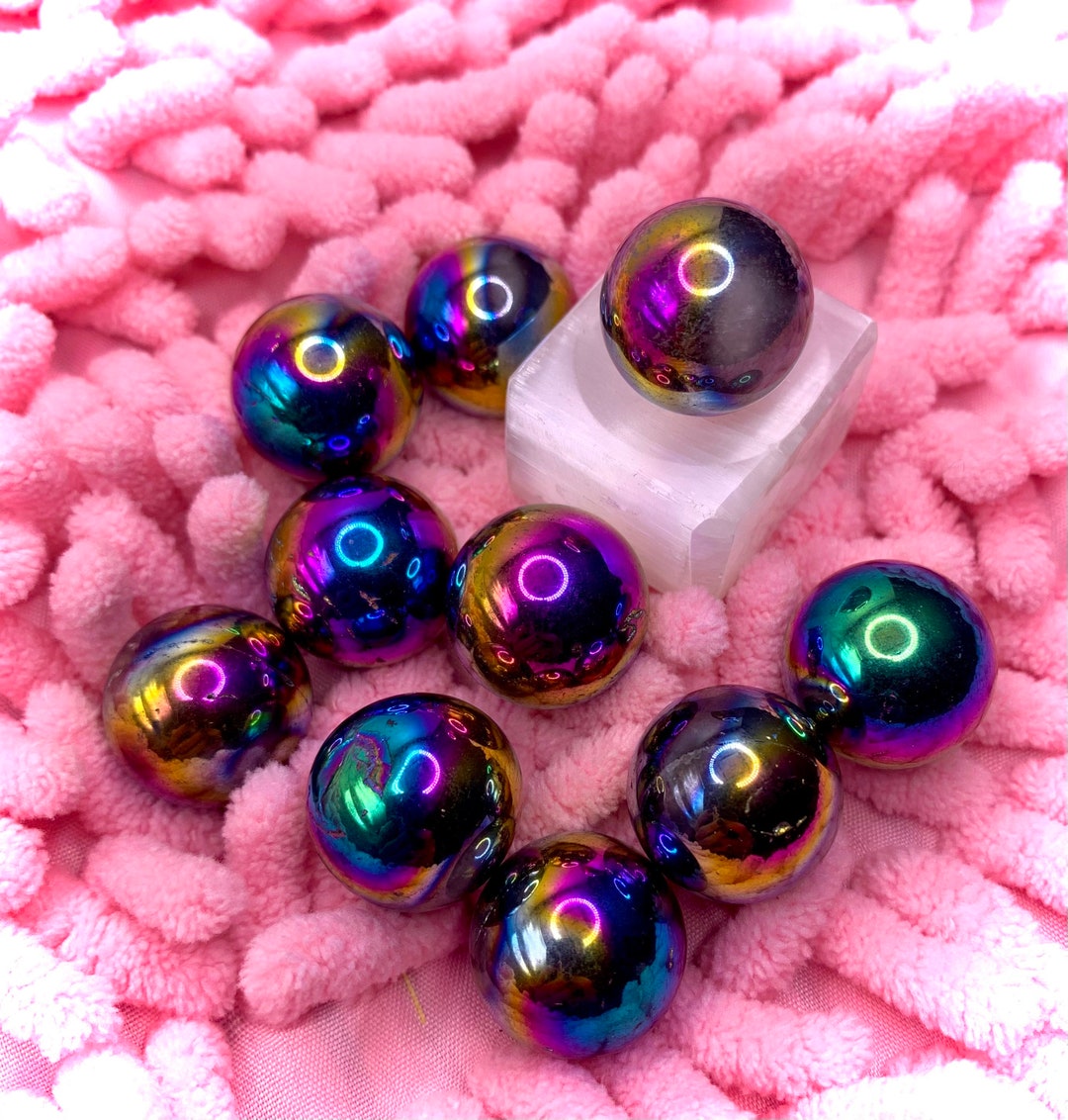 Rainbow Aura QUARTZ Crystal Sphere Titanium Rainbow Quartz Mini Crystal ...