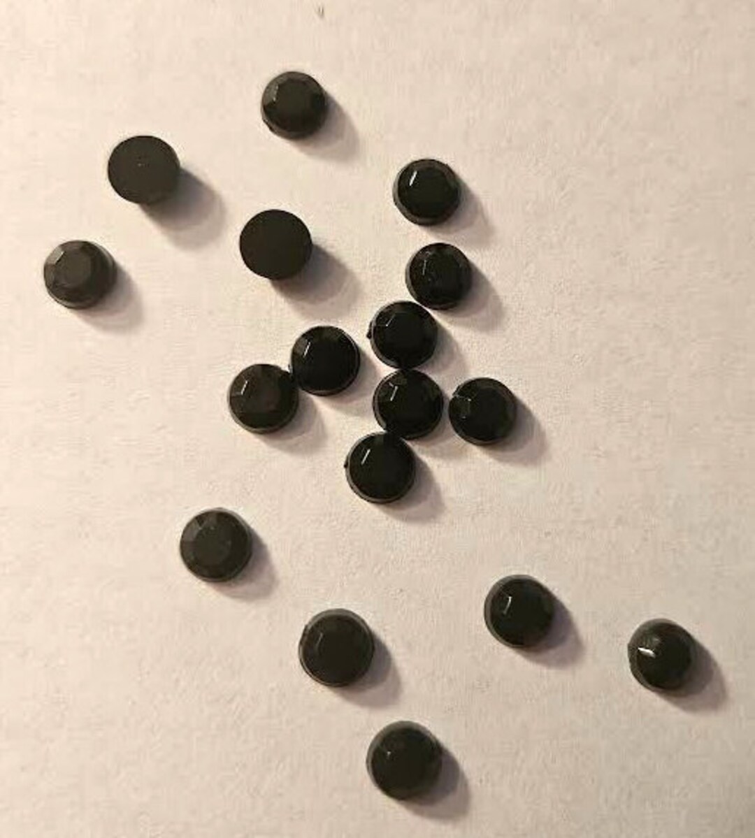 Craftbuddyus 500pcs 6mm Acrylic Flat Back Half Round Faceted Black Gems ...