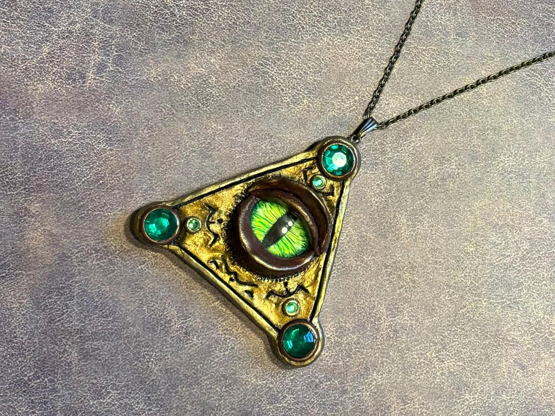 Hand-sculpted Monster Eye Amulet Necklace: Fantasy Cosplay Jewelry - Etsy
