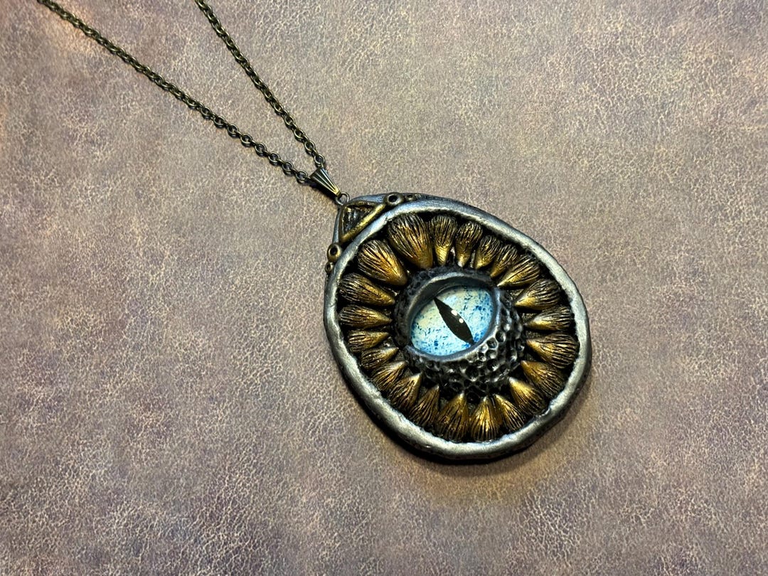 Hand-sculpted Monster Eye Amulet Necklace: Fantasy Cosplay Jewelry - Etsy