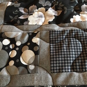 Black, Gray and White Are the Perfect Combination in This Queen Size ...