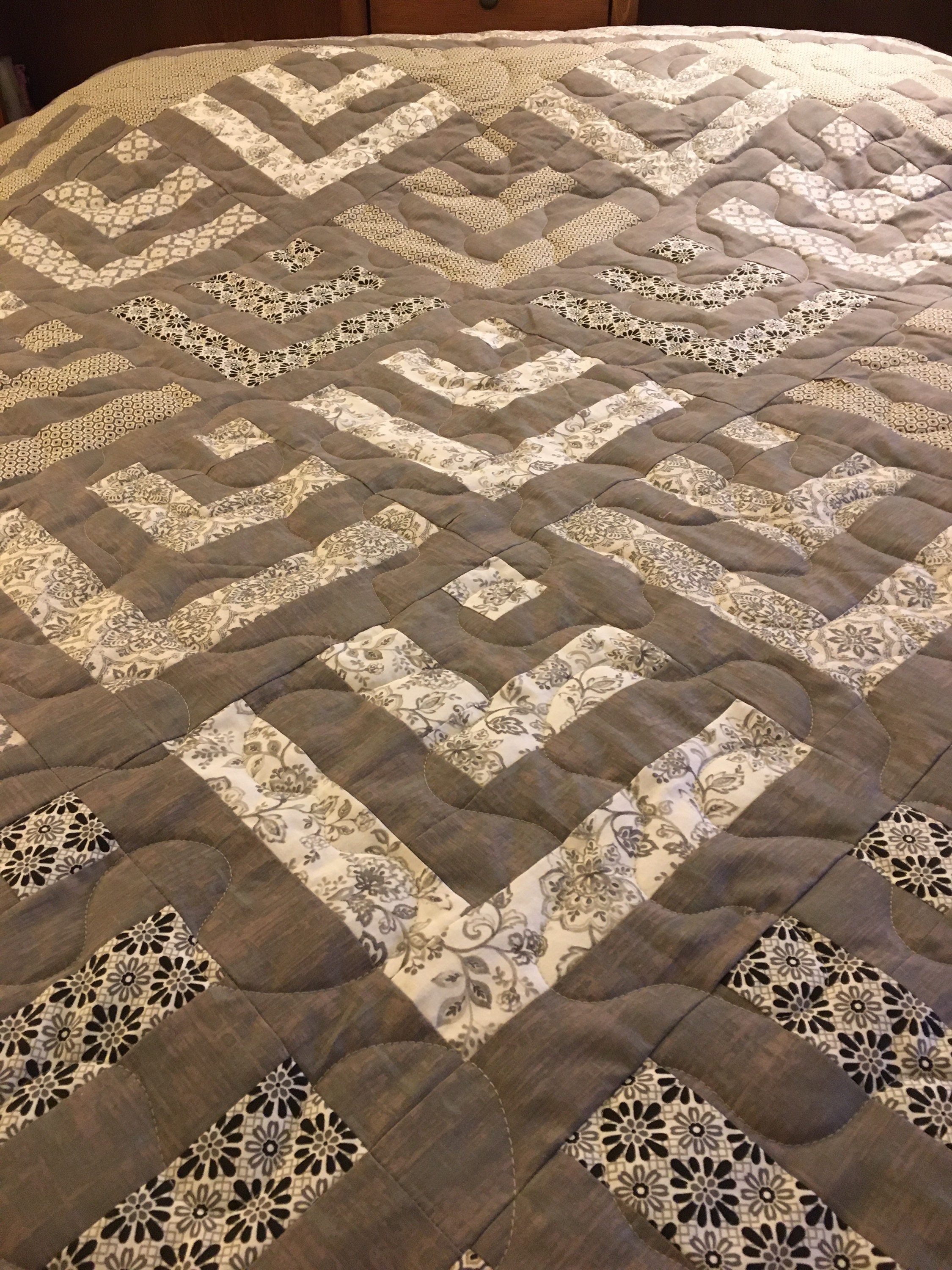 A Beautiful Assortment of Grays Were Combined to Design This Queen Size ...