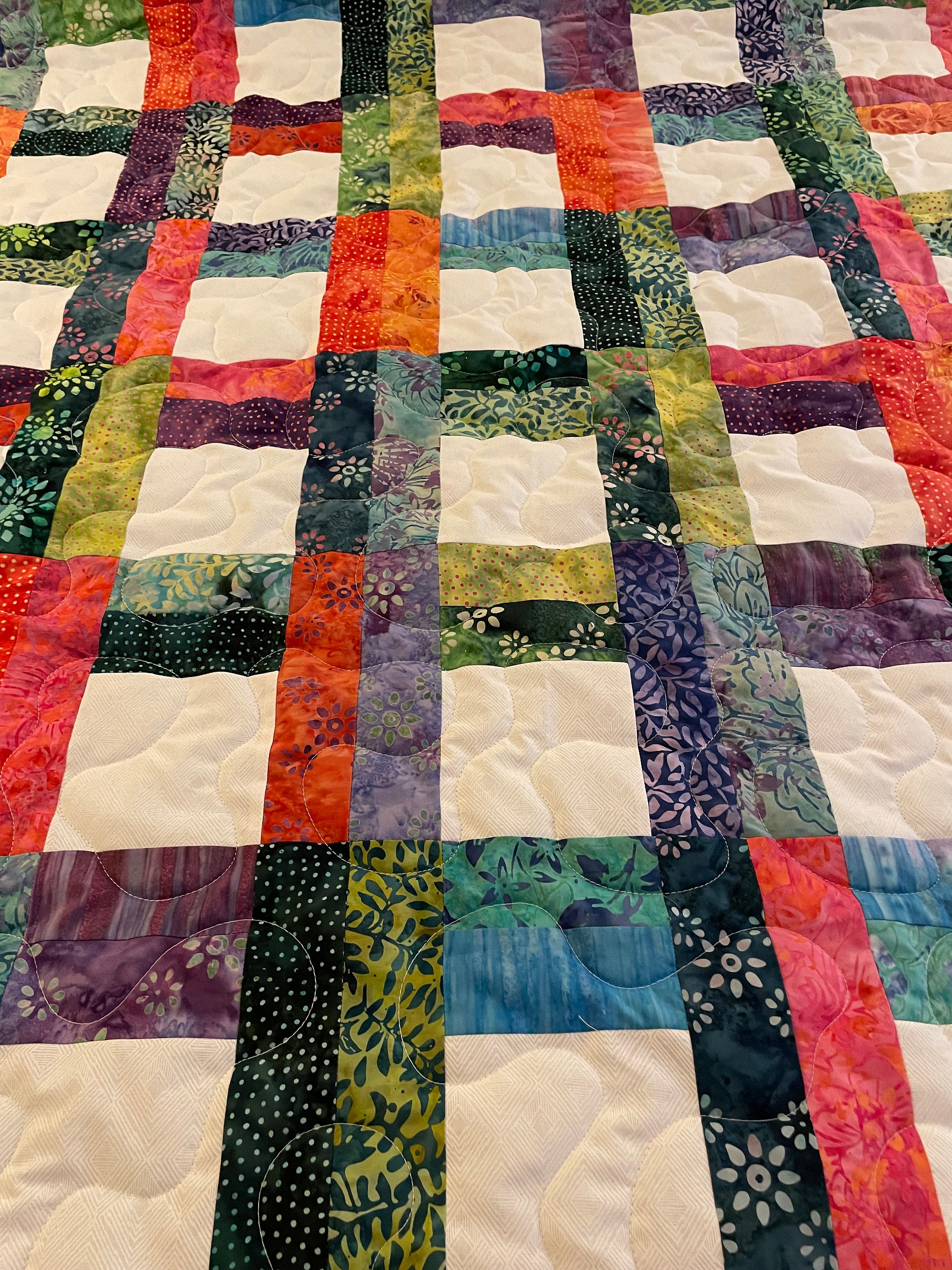 New Queen Size Batik Quilt With a Variety of Coordinated Bright Colors ...