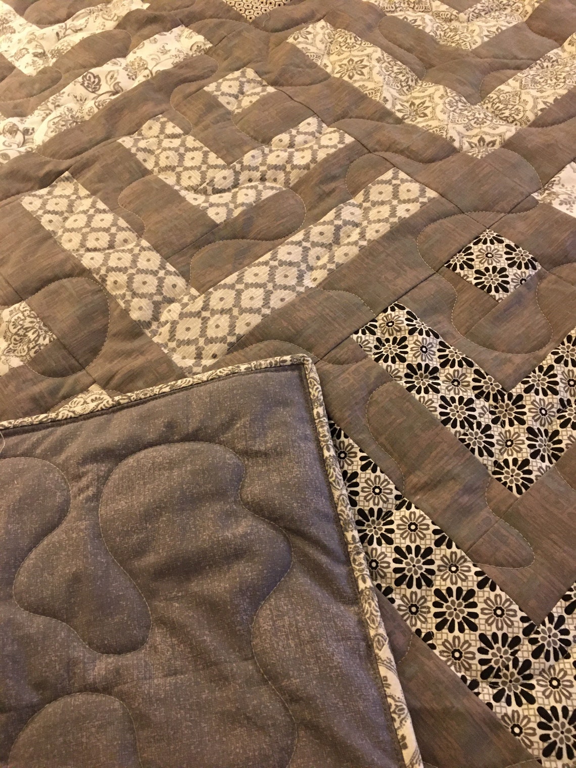 A Beautiful Assortment of Grays Were Combined to Design This Queen Size ...