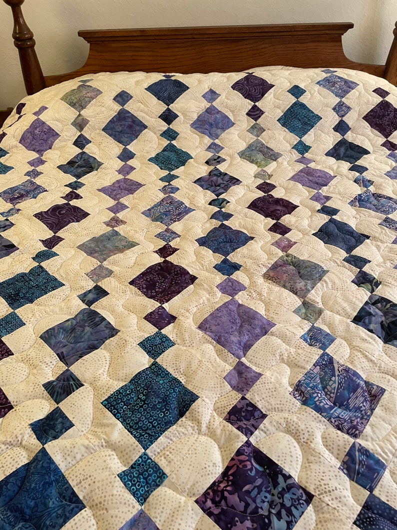 Dripping Diamonds Shape This Queen Size Quilt Made With a Wide Variety ...