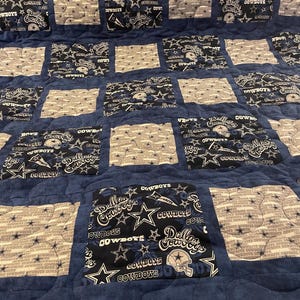 Dallas Cowboy Fabrics Are Combined in the Queen Size Quilt - Etsy