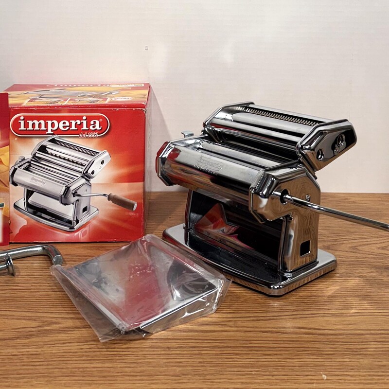 Vintage Pasta Maker - Etsy