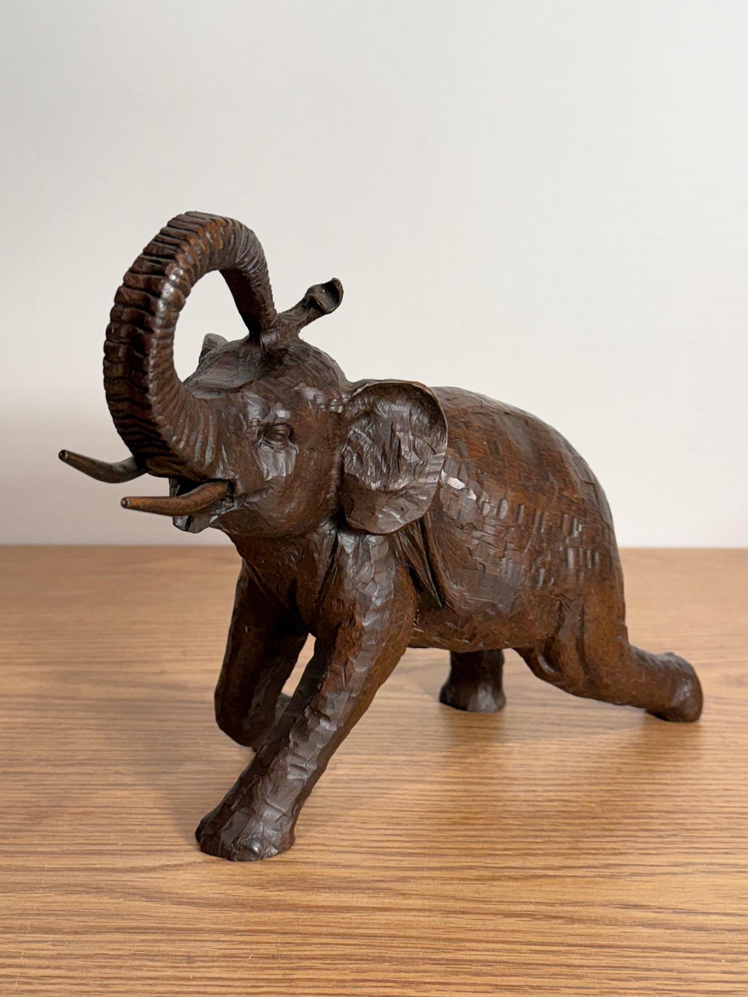 Vintage 1985 RED MILL MFG Handcrafted Elephant Figurine Resin & Wood ...