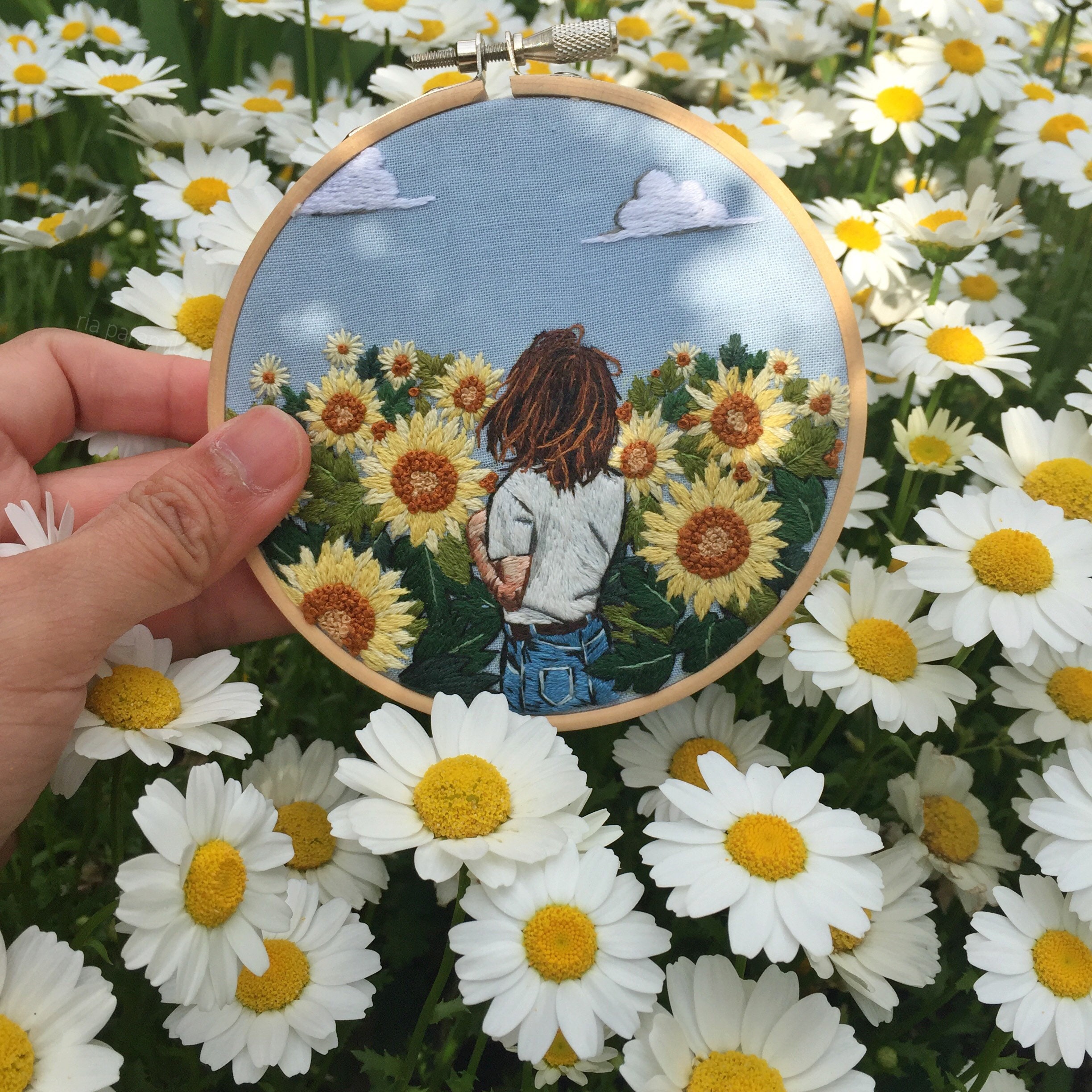 Modern Hand Embroidery Sunflower Field Girlfriend Gift Hoop - Etsy