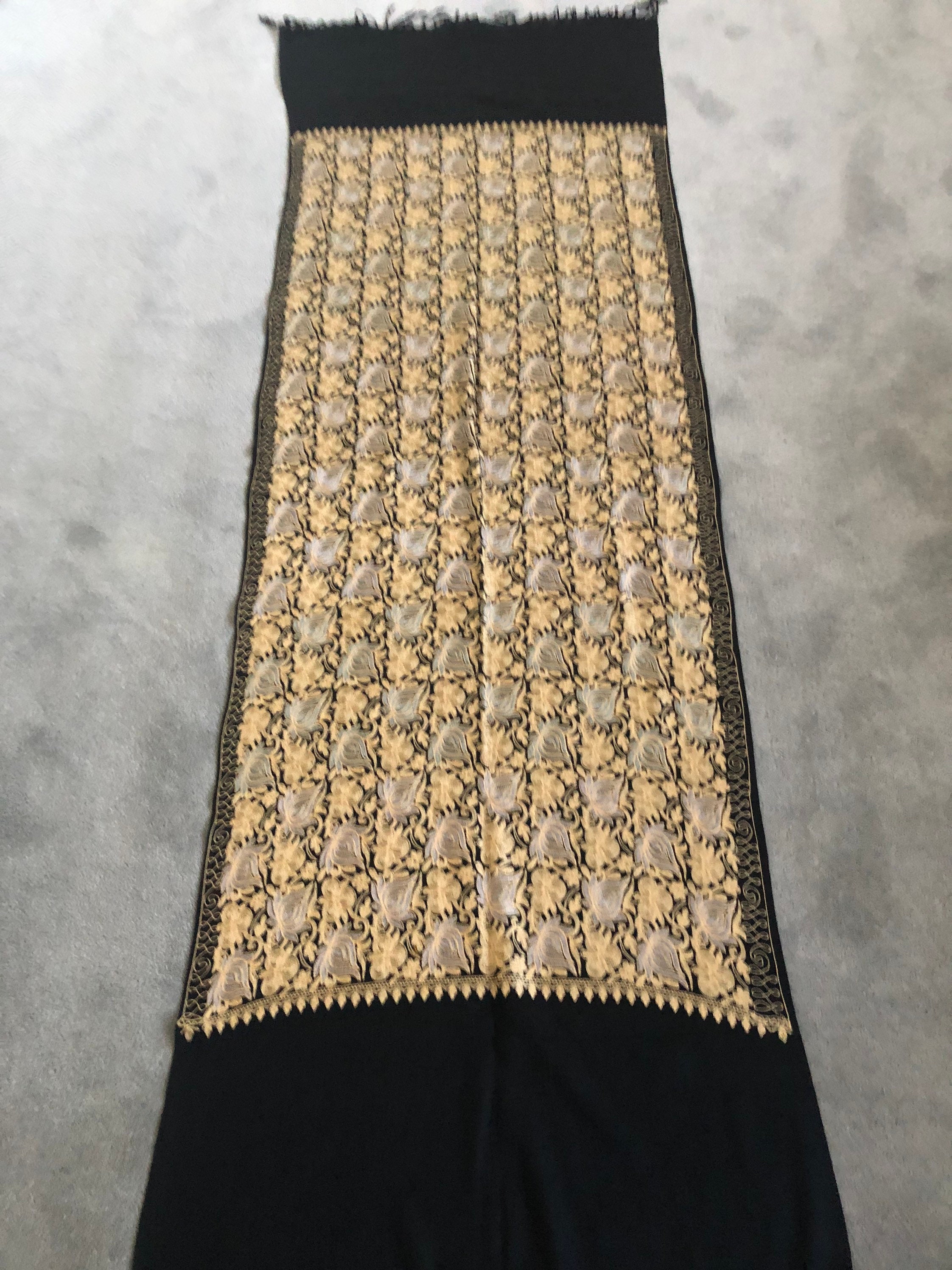 Hand Embroidered Stole in Silk Yarn - Etsy