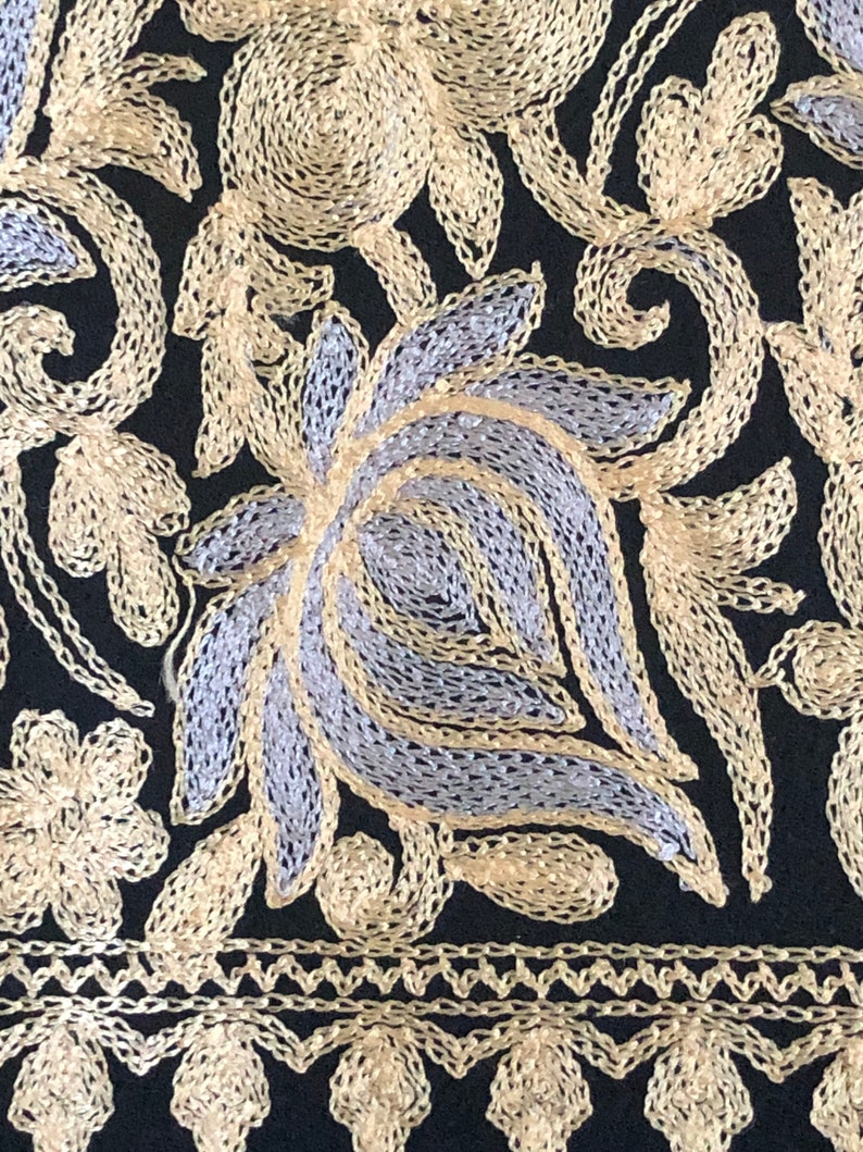 Hand Embroidered Stole in Silk Yarn - Etsy