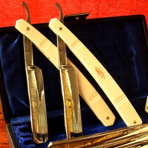 20% OFF Beautiful Seven Day Set of SCHULZE Straight Razors. Original ...