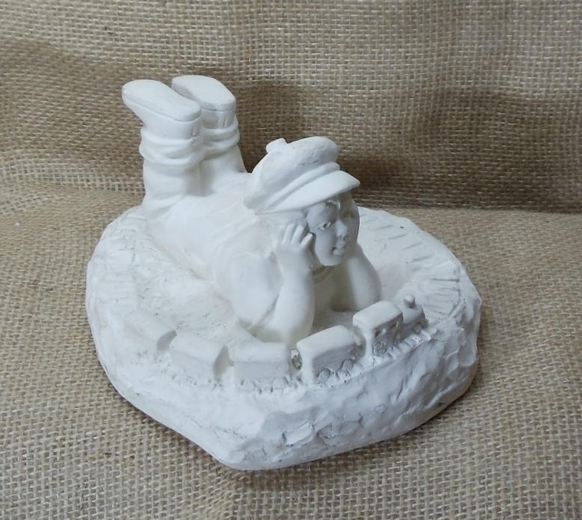 Vintage CG Alarcon Clay Figurine of "little Engineer",heartwarmers ...