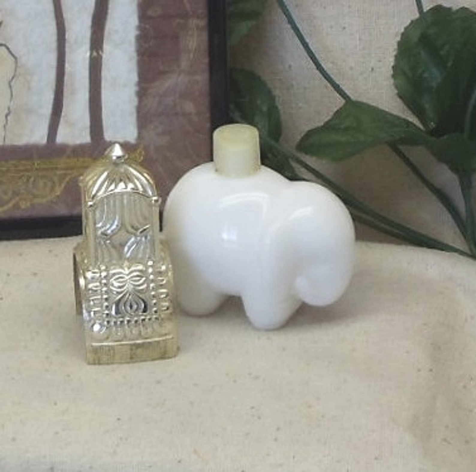 Vintage AVON Milk Glass Elephant Decanter With Gold Plastic - Etsy