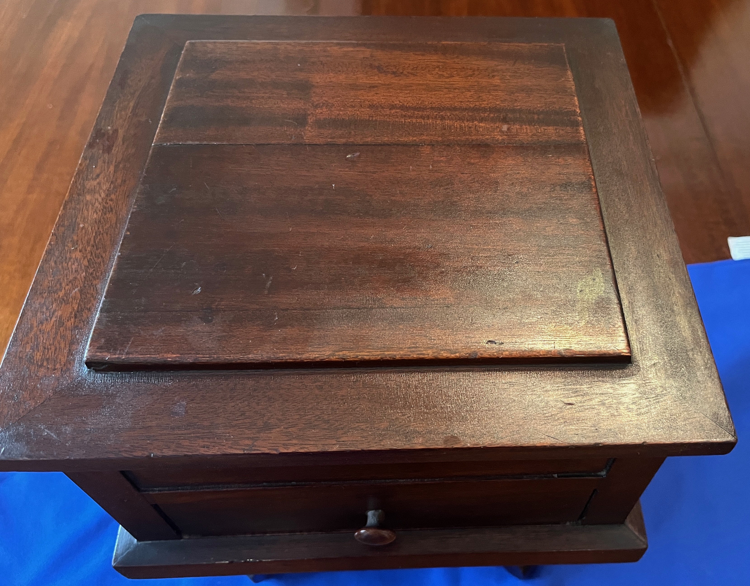 Large 10sq Wooden Ink Well Box With Drawer and Mirror on Pedestal Base ...