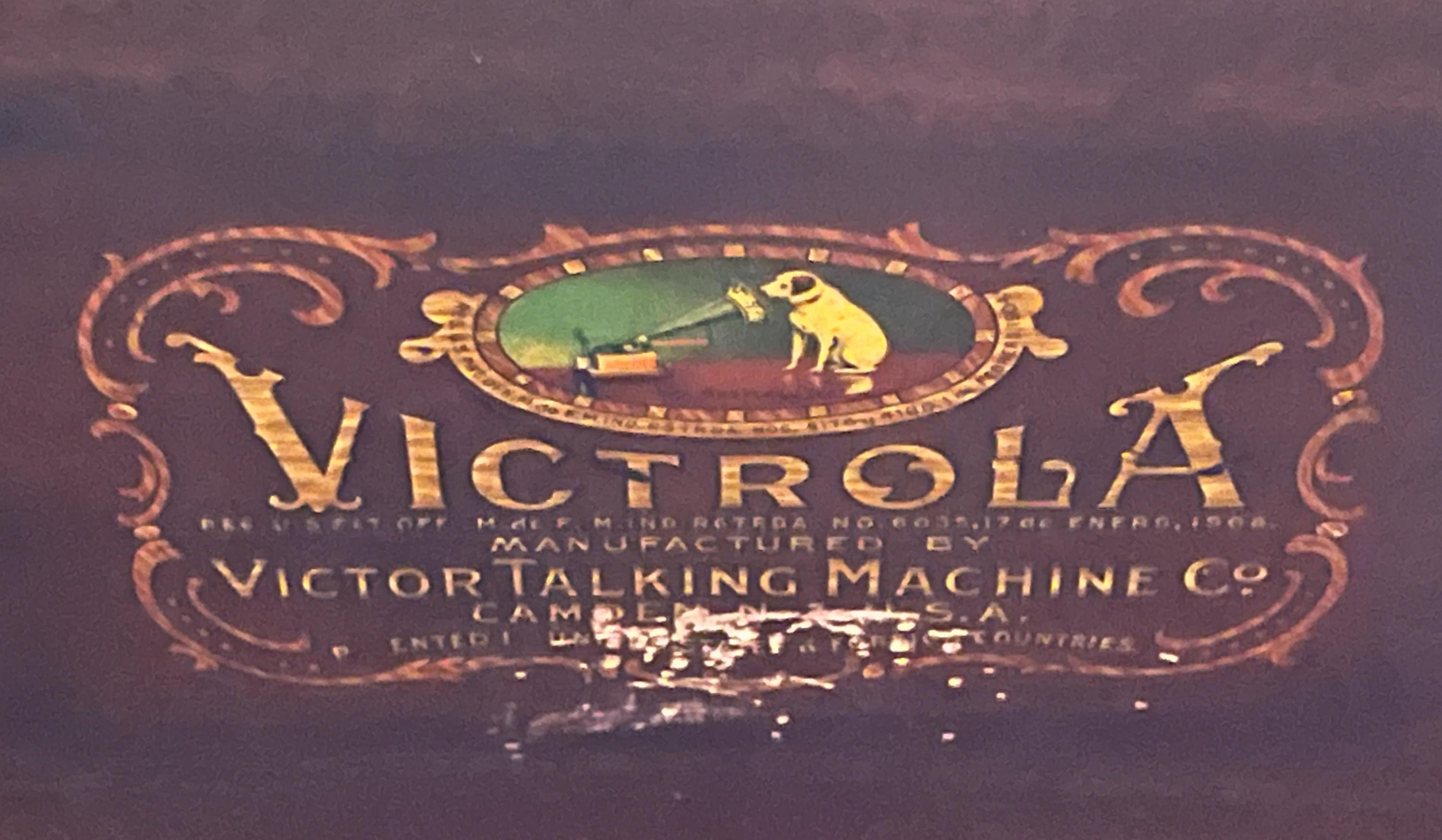 RCA Victor Victrola Talking Machine 1900 - VV-100 47470 + Many 78 RPM ...