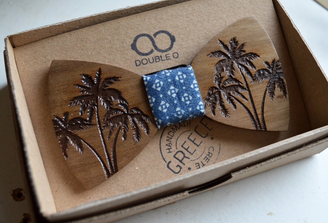 Extraordinary Palm Trees Wooden Bow Tie | Ideal for Outdoor Events ...