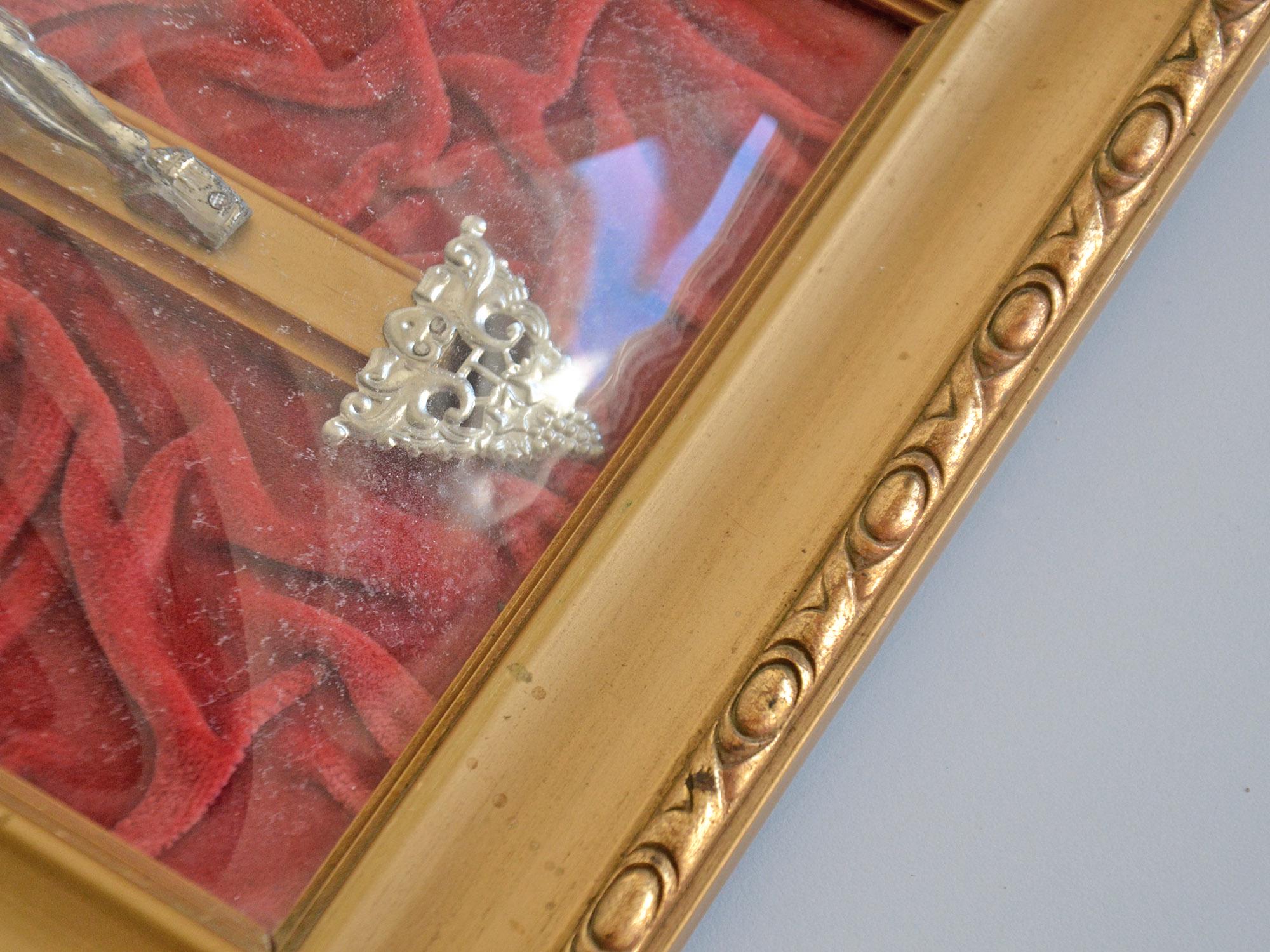 Religious Reliquary Frame With Crucifix, Convex Glass 1900, Vintage ...