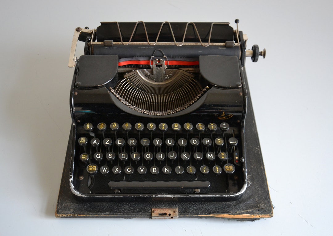 Vintage Typewriter Erika 8, Working Condition, Black Portable Antique ...