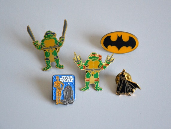 Set of 5 COMICS pins, Batman and Star wars, 80's fash… - Gem