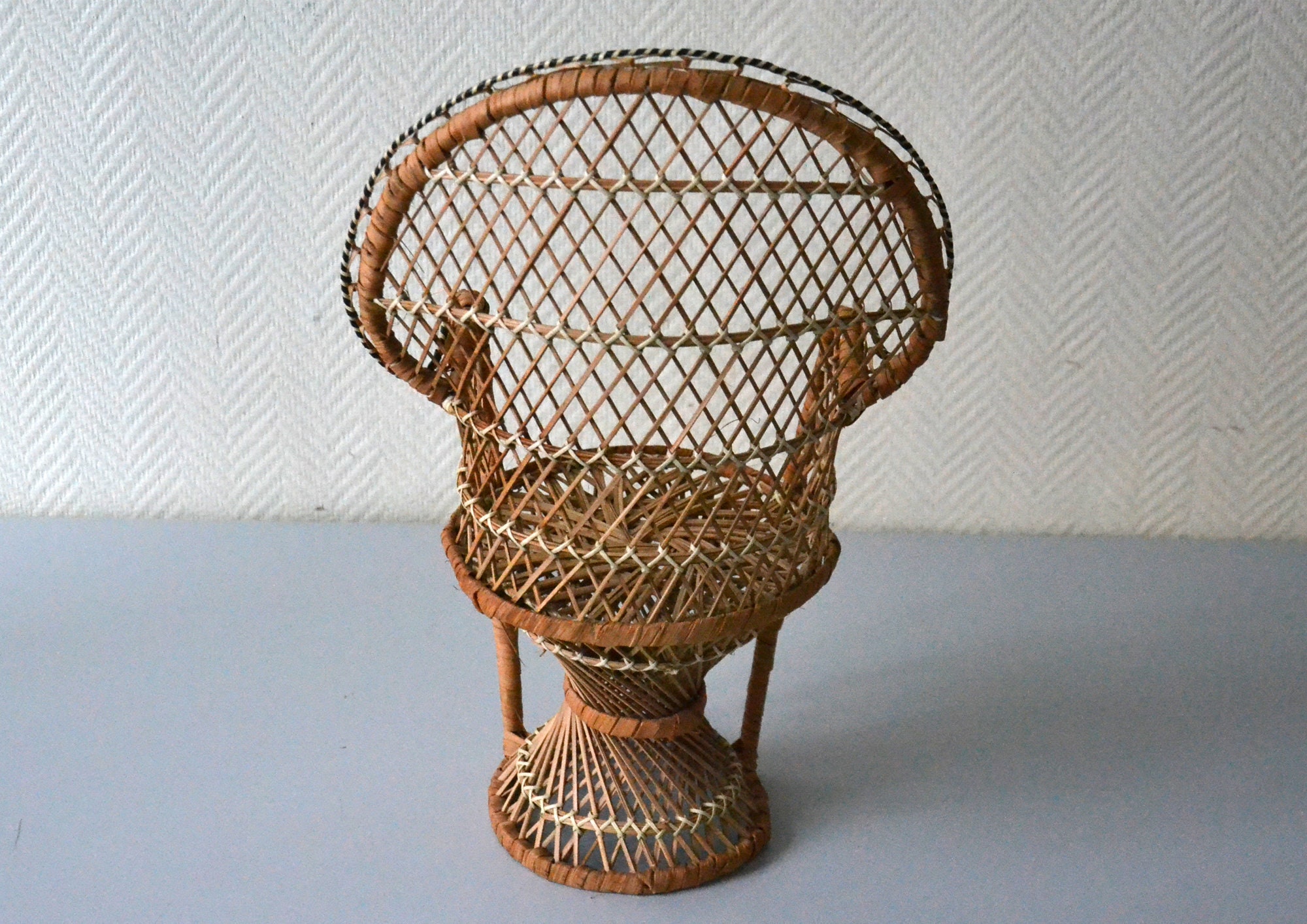 Peacock Style Wicker Chair Planter From 1970s / Plant Stand | Etsy