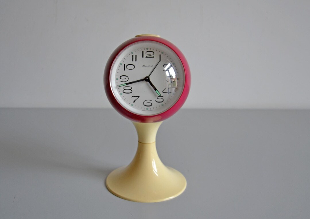 Vintage Table Clock Pop Design 70s, Mechanical Alarm Clock BLESSING ...