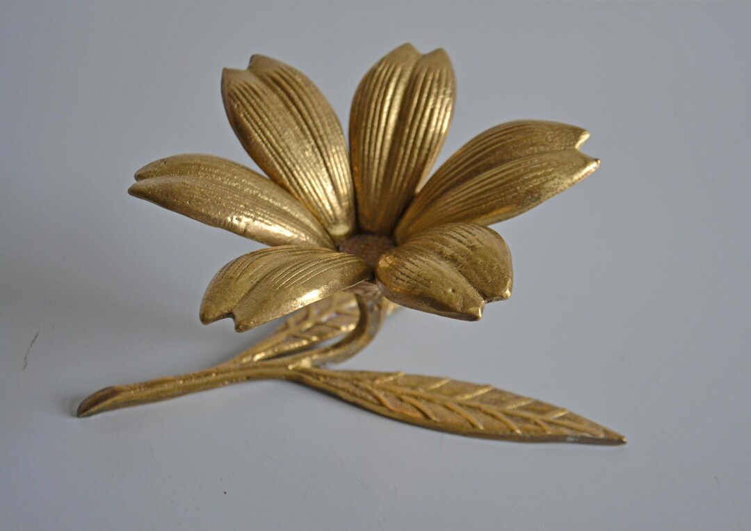 Vintage Flower Ashtray With Detachable Petals, Opened Petals Ashtray ...